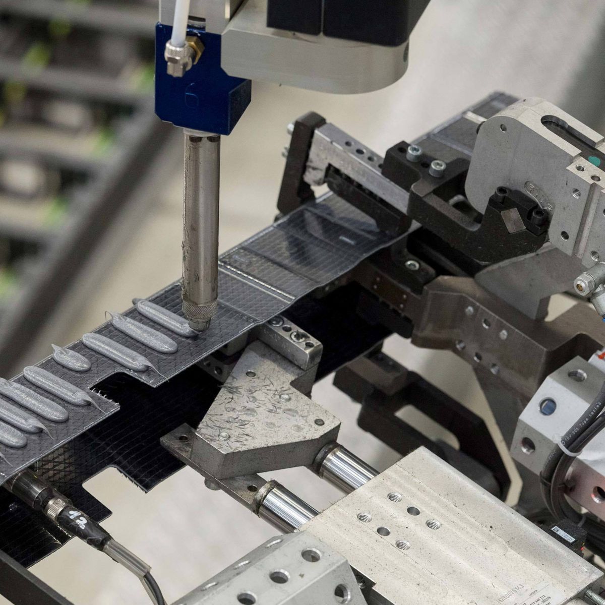 Crash Durable Bonding | Body Shop Adhesives | Sika Automotive