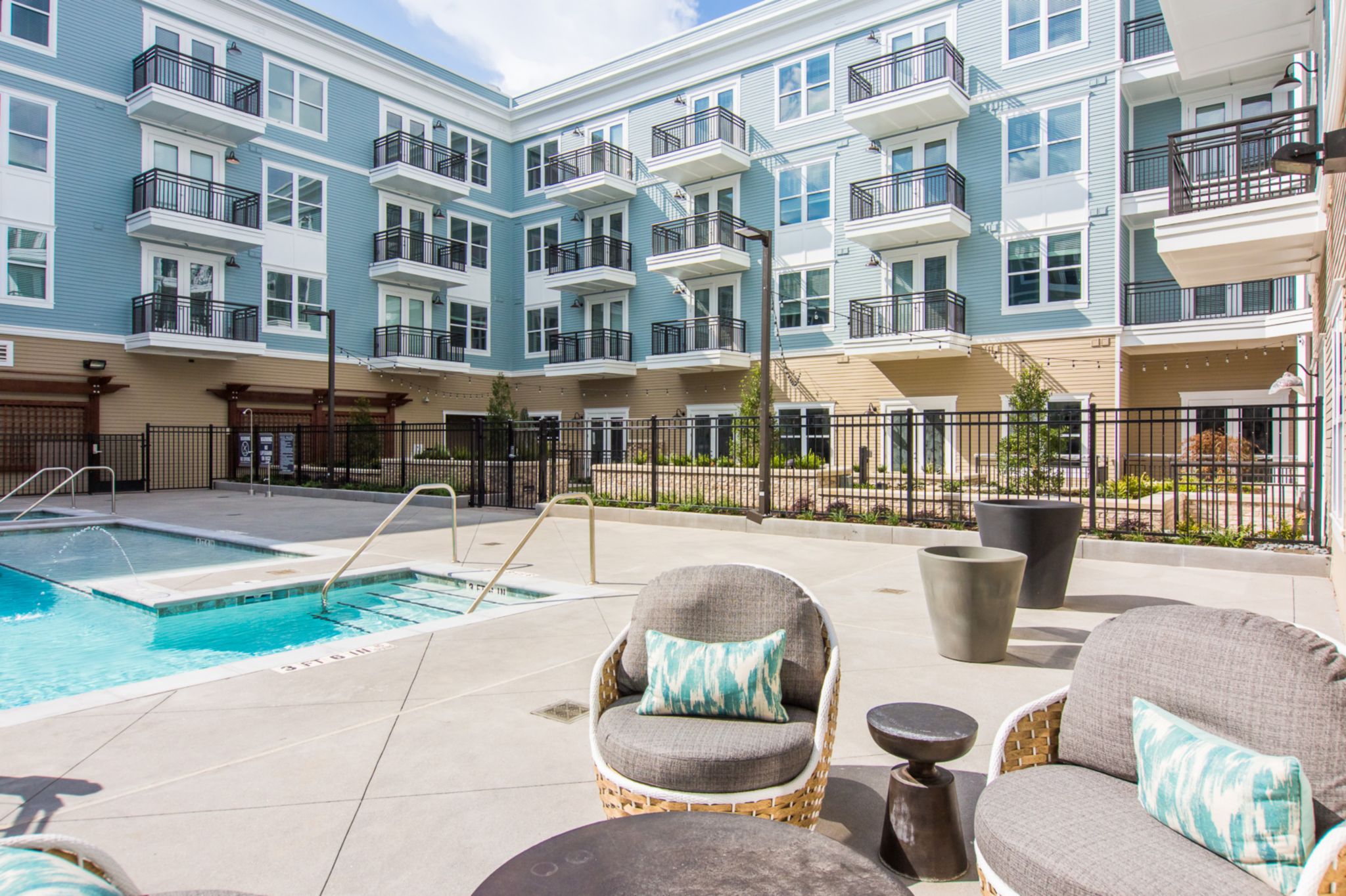 Chromix G Admixtures and Integral Color SG