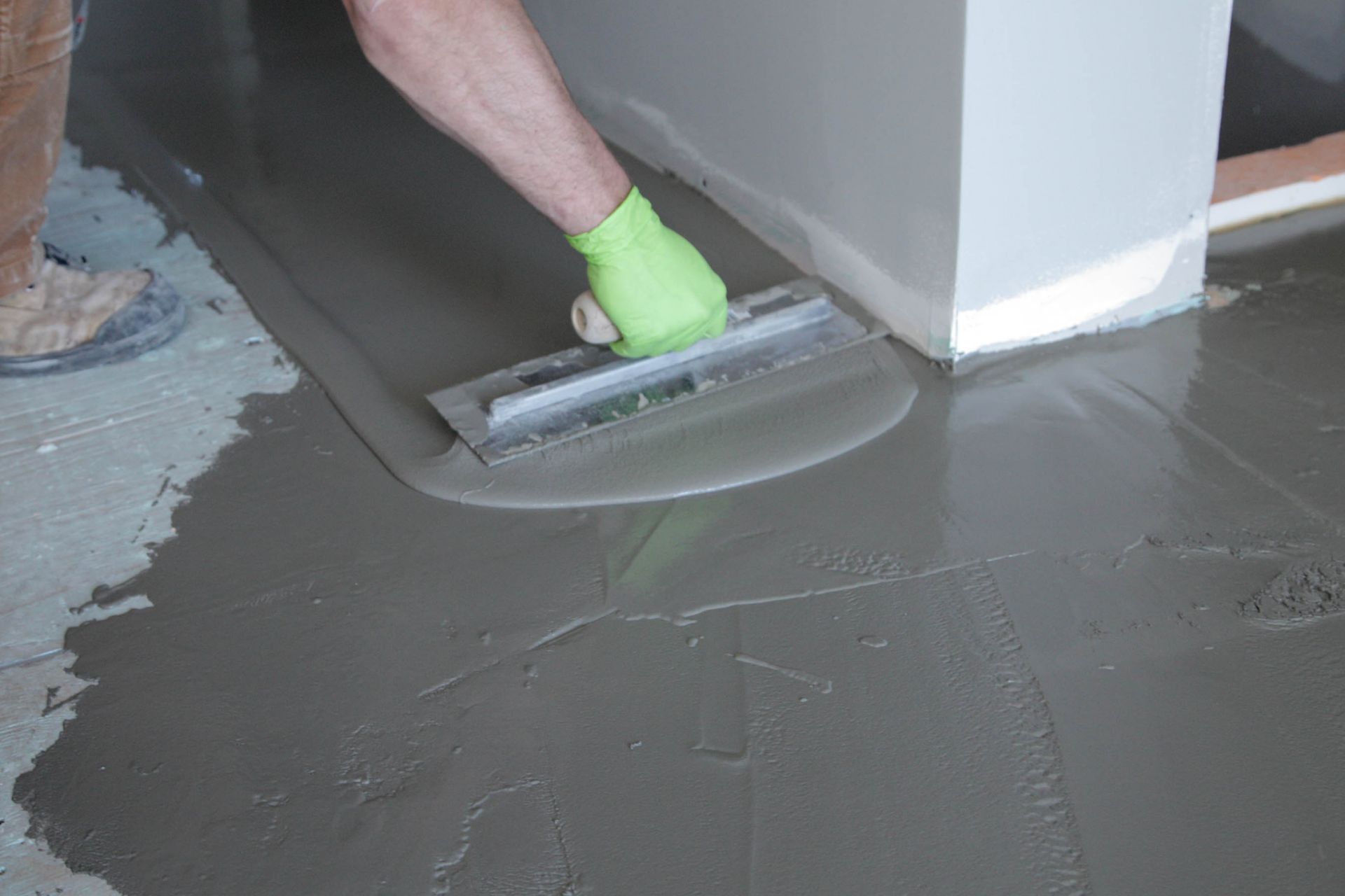 Sika® Level-125 | Overlayments & Underlayments | Sika Canada