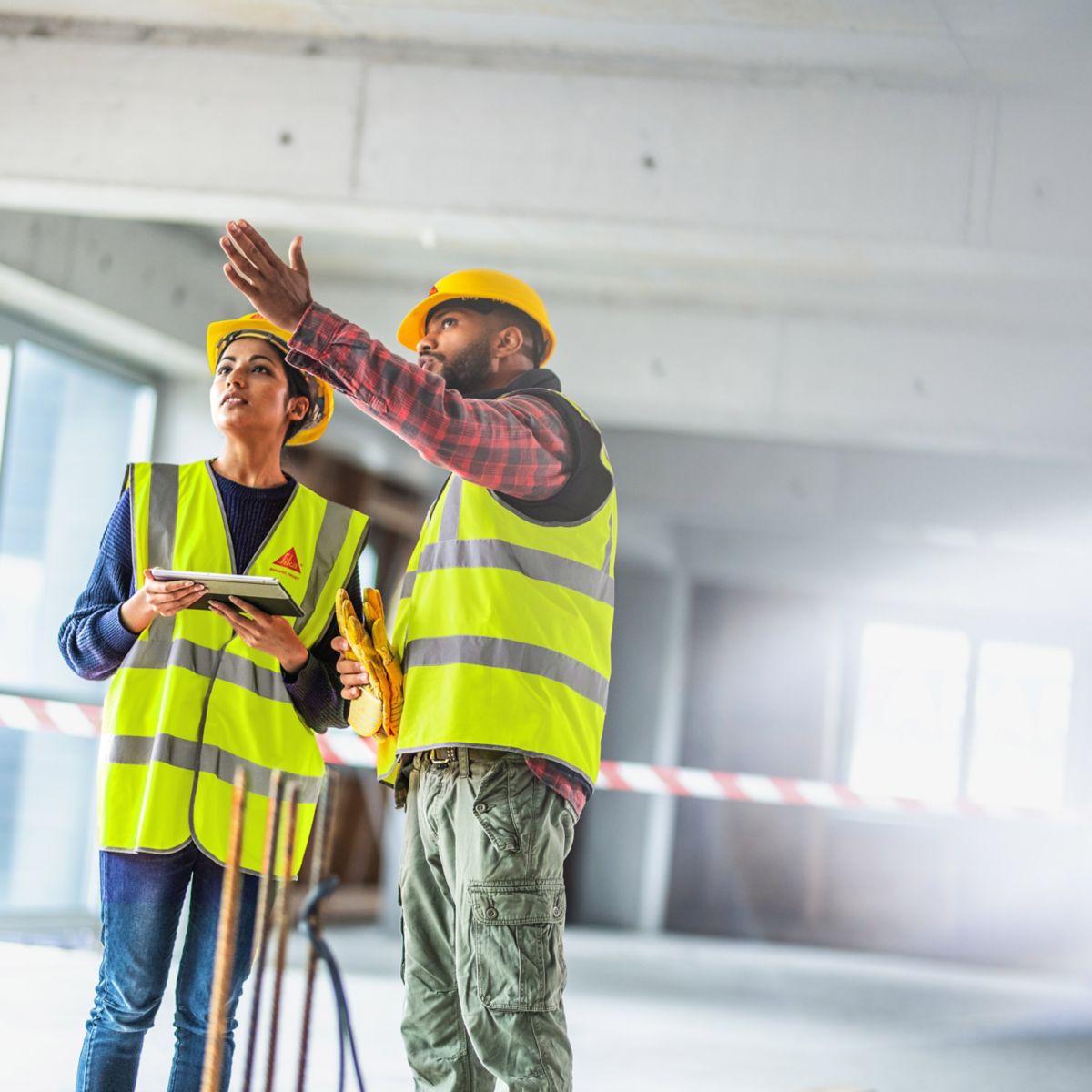 Two excellent teams at eye level