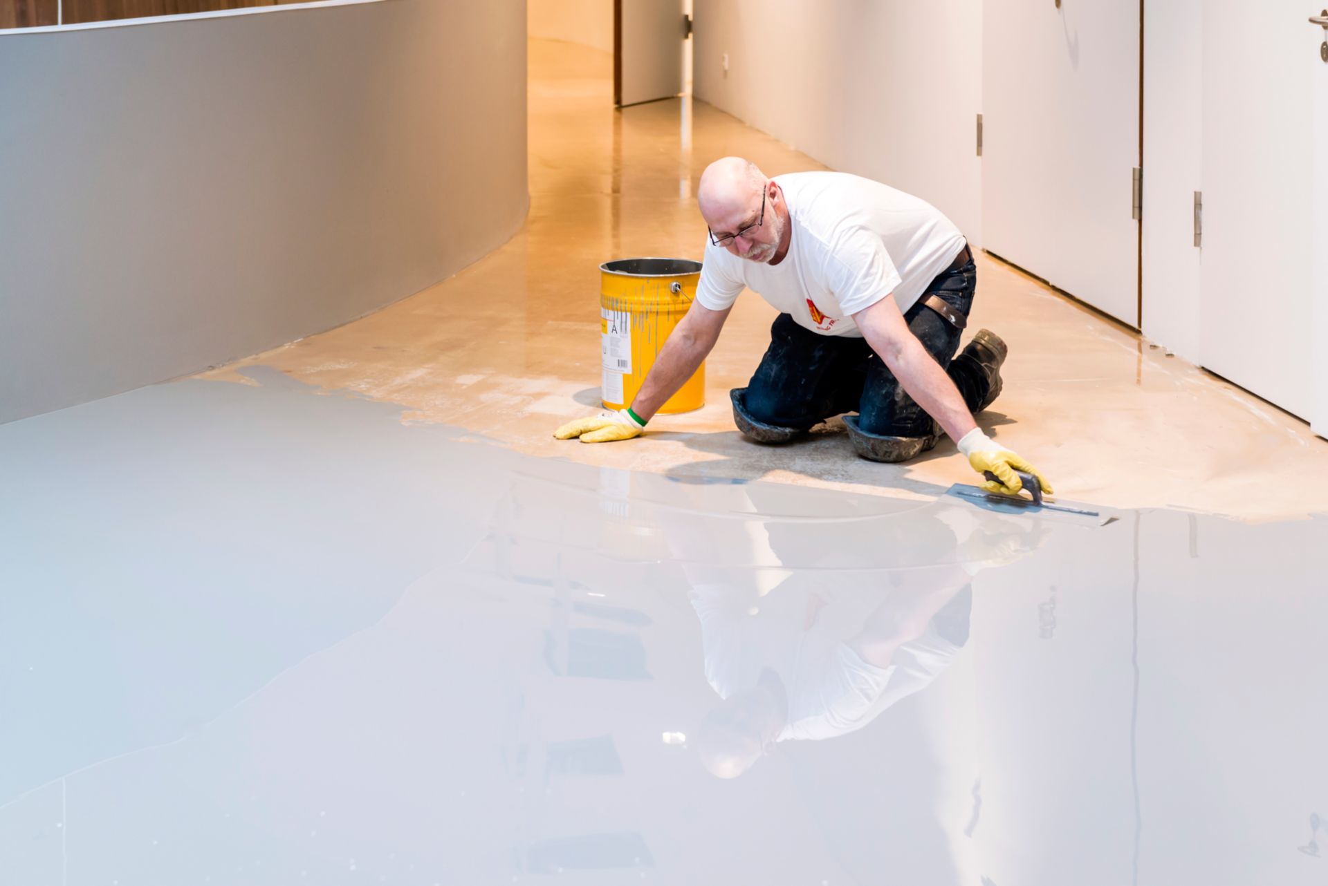 Applying Polyurethane To Floors | Floor Roma
