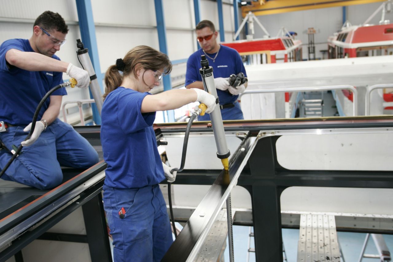 Adhesives for Vehicle Assembly – Panel Bonding Adhesives | Sika