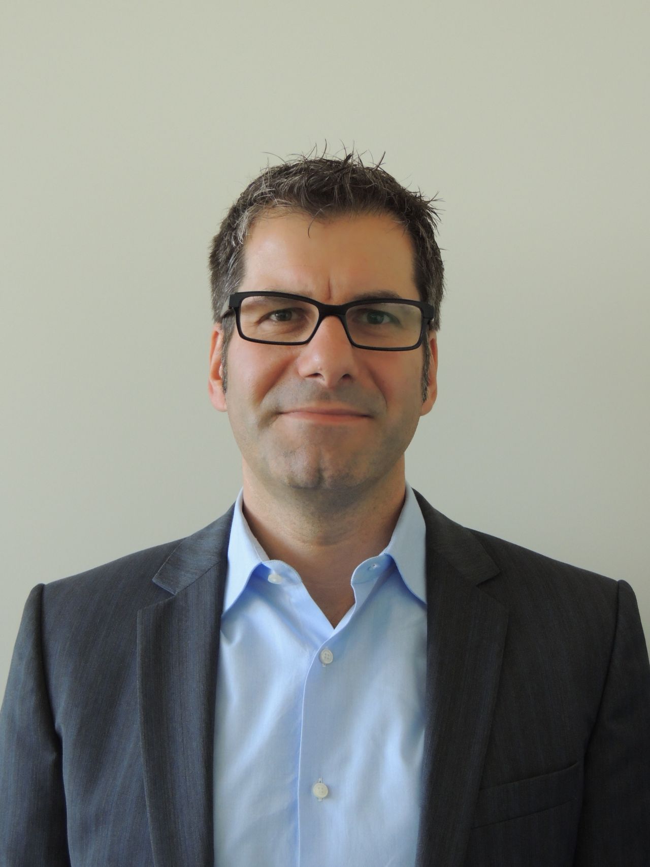 Improved adhesive bonding process prevents failure