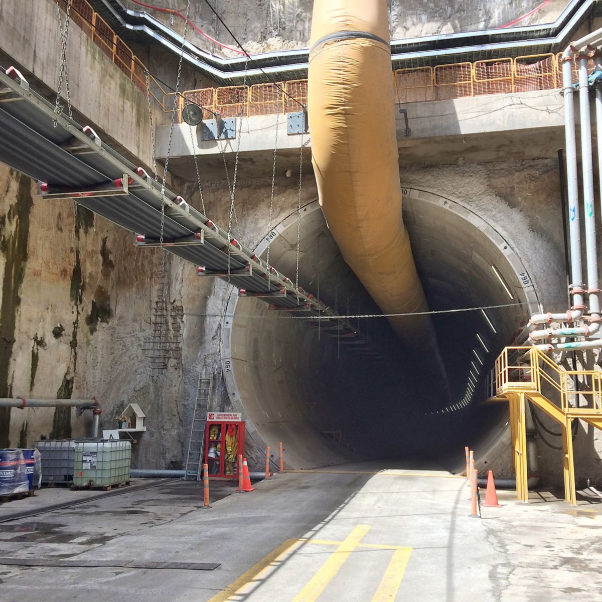 Quito Metro