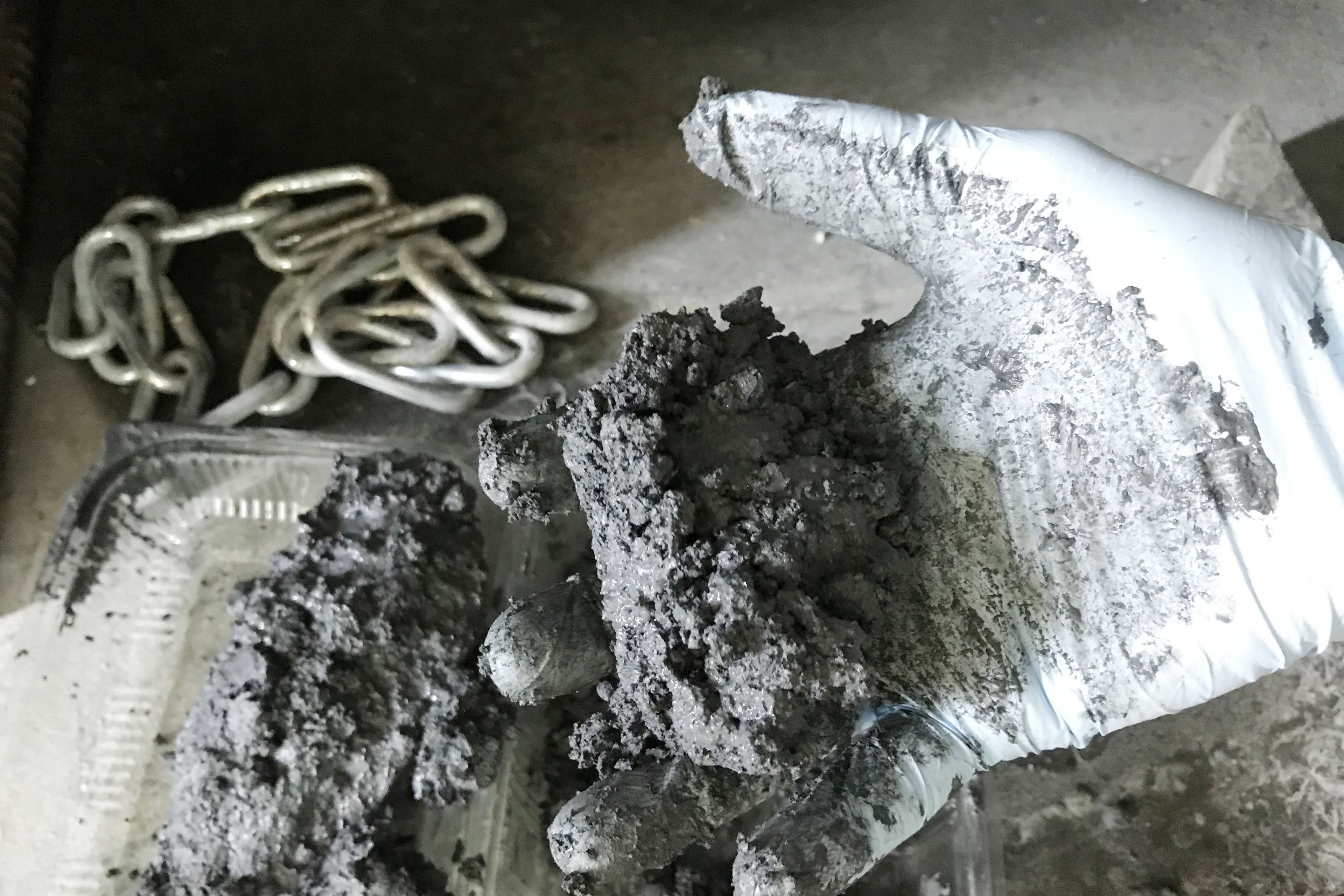 지하철 두둘루 보스탄시