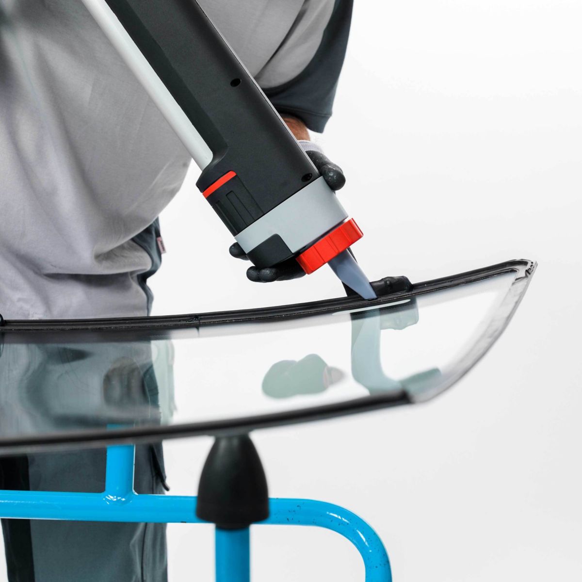 SikaTack | Assembly Line Adhesives | Sika Automotive