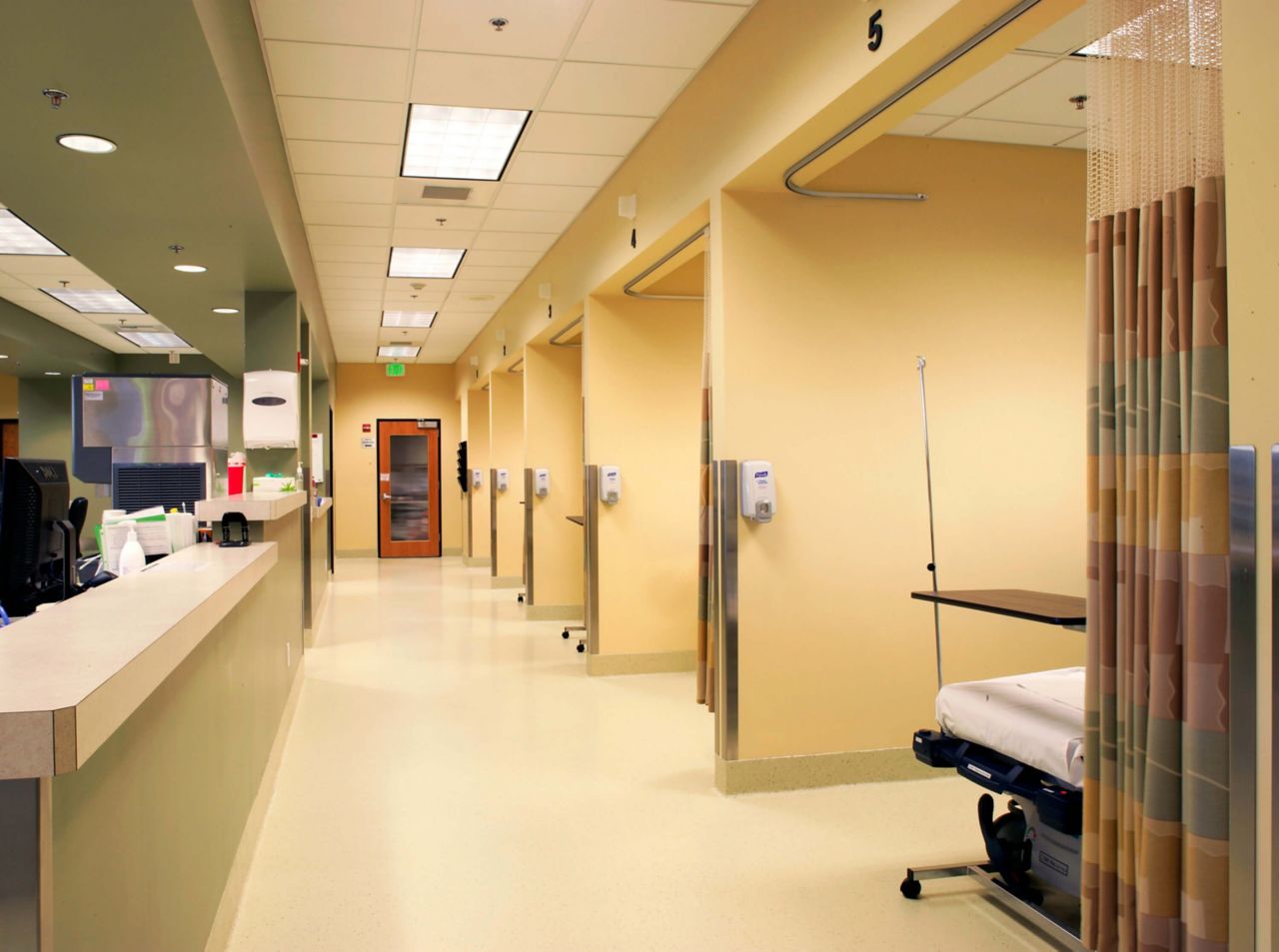 10 Step Guide to Selecting Healthcare Floors