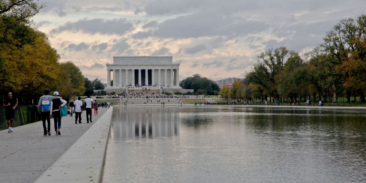 Lincoln Memorial Reflecting Pool