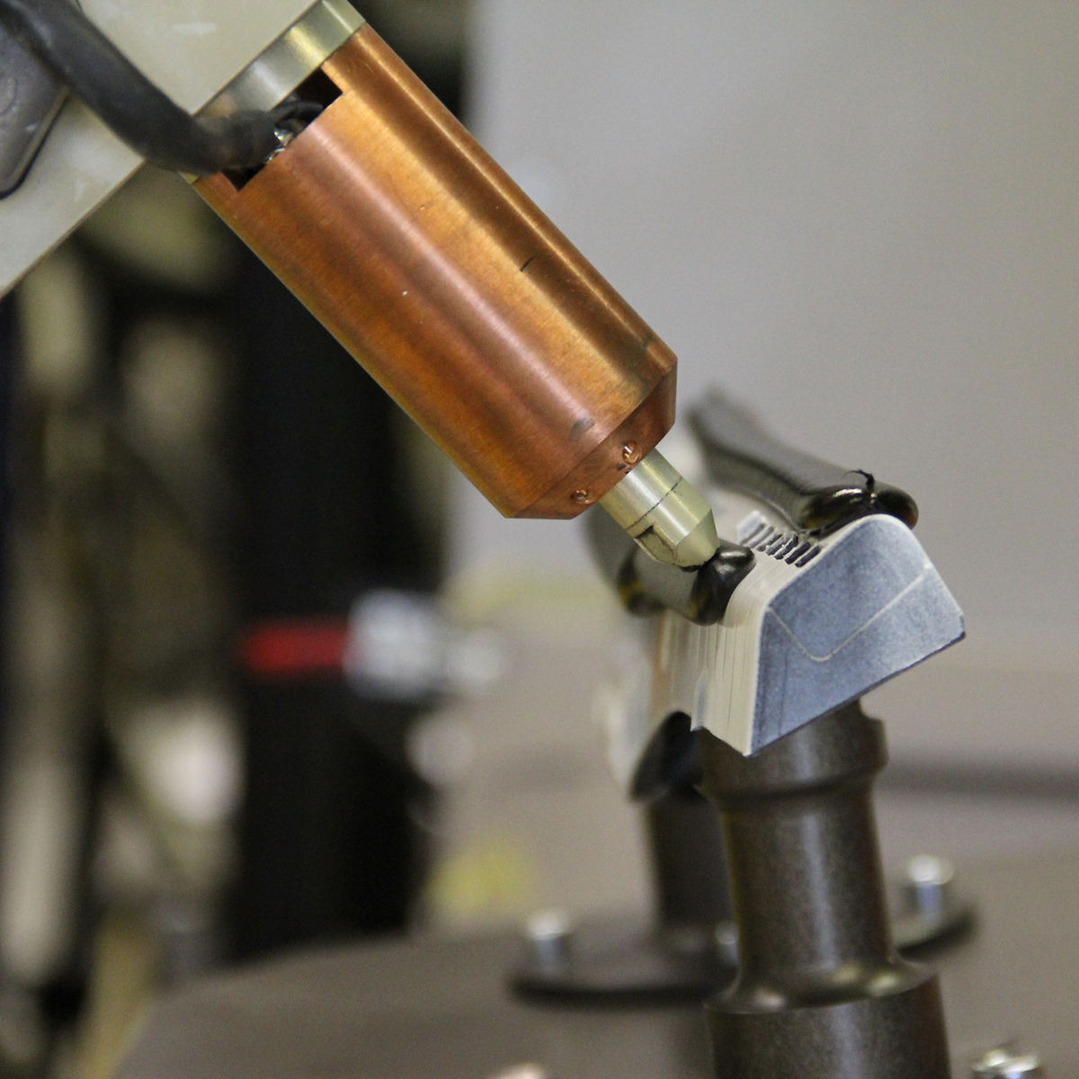 SikaPower | Body Shop Adhesives | Sika Automotive